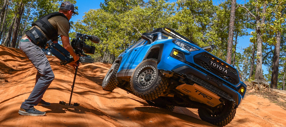 RIG GALLERY | KJ TOYOTA RAV4 on Satin Bronze Venture